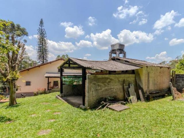 Espetacular casa para venda em Chácara Santo Hubertus com 4 quartos, 277m²