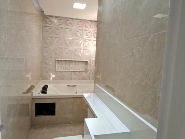 Espetacular casa para venda em Jaçanã com 3 quartos, sendo 1 suíte, 140m²
