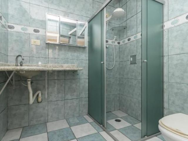 Versátil casa para venda em Jardim das Rosas Zona Norte com 2 quartos, sendo 1 suíte, 240m² marl