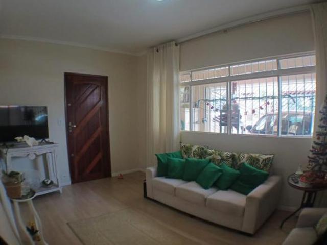 Excelente casa para venda em Jardim São Judas Tadeu com 3 quartos, sendo 1 suíte, 209m²