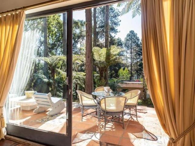 Imperdível casa para venda em Jardim Toriba com 6 quartos, sendo 4 suítes, 39,983m²