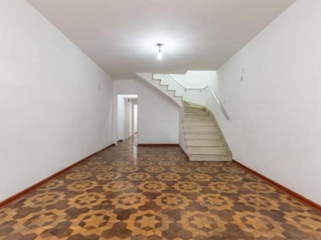 Confortável casa para venda em Sumaré com 3 quartos, 172m²