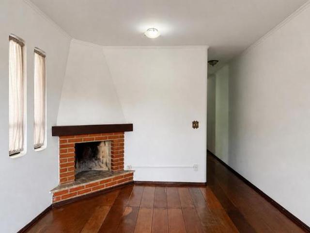 Deslumbrante casa para venda em Vila Madalena com 3 quartos, sendo 1 suíte, 137m²