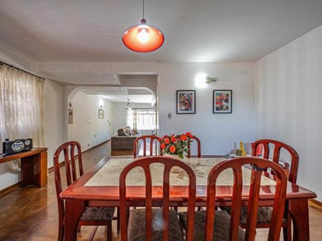 Atraente casa para venda em Vila Mariana com 6 quartos, sendo 4 suítes, 256m²