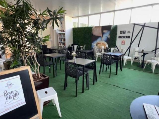 Confortável cobertura para venda em Jardim Monte Kemel com 3 quartos, sendo 3 suítes, 280m² remaxa