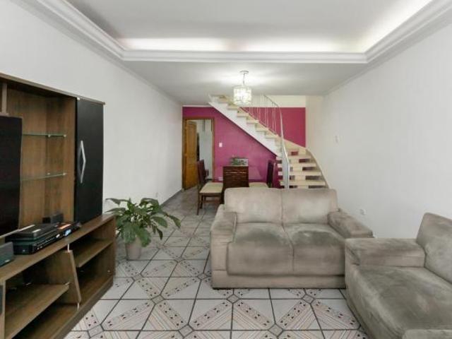 Imperdível sobrado para venda em Cidade Ademar com 3 quartos, sendo 1 suíte, 130m²