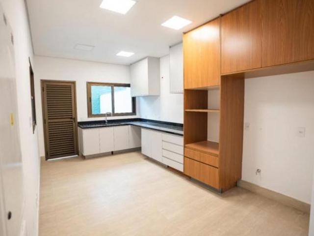 Elegante sobrado para venda em Jardim dos Estados com 4 quartos, sendo 2 suítes, 337m² urban#8D3C6