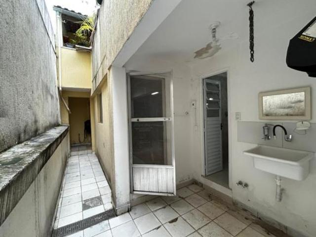 Confortável sobrado para venda em Jardim São Paulo Zona Norte com 3 quartos, sendo 3 suítes, 203m²