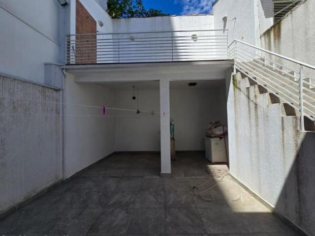 Funcional sobrado para venda em Jardim São Paulo Zona Norte com 3 quartos, sendo 1 suíte, 190m² m