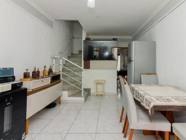 Confortável sobrado para venda em Jardim Tremembé com 3 quartos, sendo 1 suíte, 98m² vivianecosta#