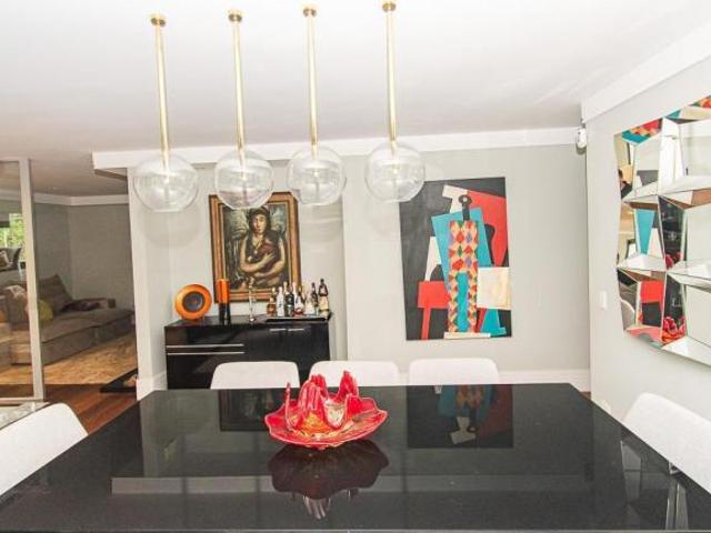 Deslumbrante sobrado para venda em Jardim Virginia Bianca com 4 quartos, sendo 3 suítes, 312m² ira