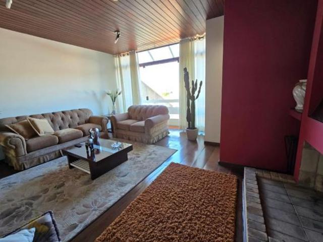 Excelente sobrado para venda em Vila Euclides com 3 quartos, sendo 1 suíte, 233m²