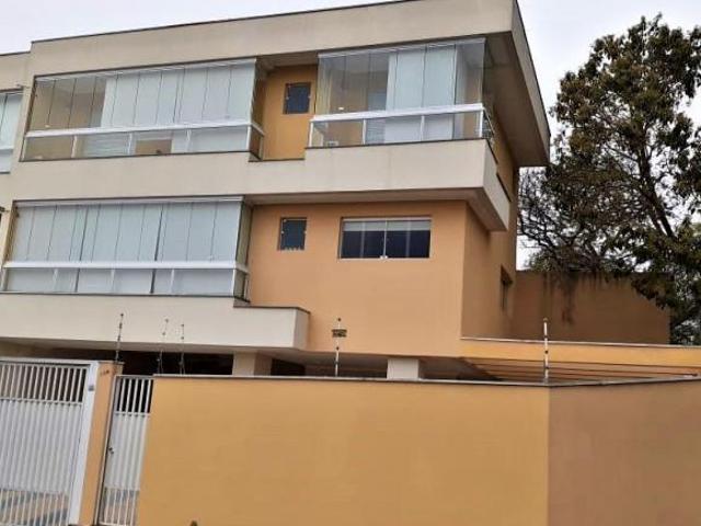 Imperdível sobrado para venda em Vila Euclides com 3 quartos, sendo 3 suítes, 217m²