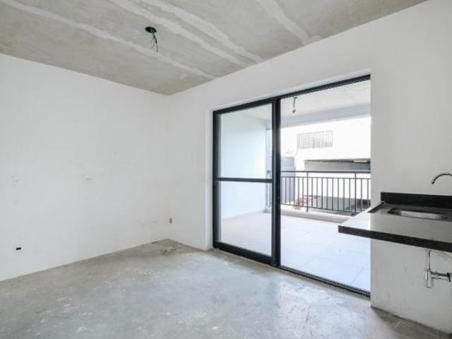Aconchegante studio para venda em Bom Retiro com 1 quarto, sendo 1 suíte, 30m²