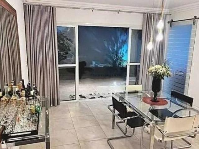 Conforto, Bem Estar e Funcionalidade Sobrado no Condominio Villazul
