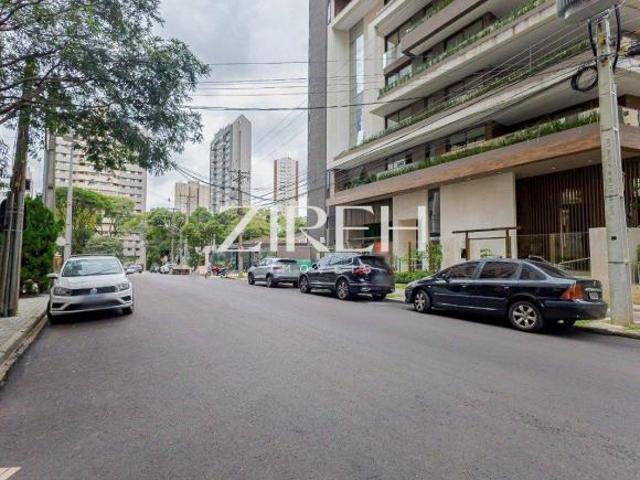 CONFORTO E MODERNIDADE NA FRENTE DO CURITIBANO
