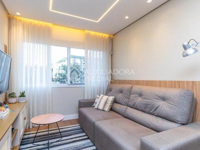 Conforto e aconchego neste apartamento no bairro Santana