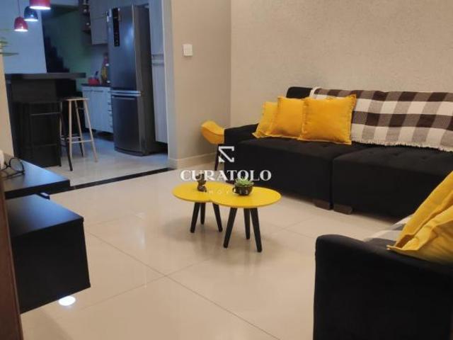 Conforto e Comodidade: Casa Pronta para Morar com 2 Dorms e 2 vagas Cobertas na Vila Moraes ao lado