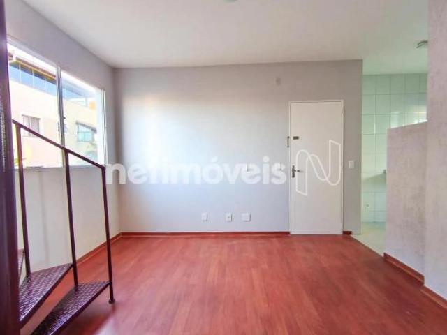 Conforto e da tranquilidade em uma excelente cobertura de 2 quartos, com uma ampla área interna