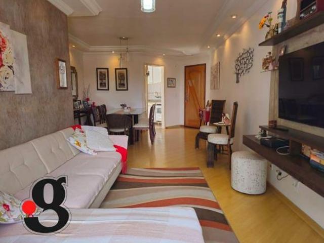Conforto e Espaço: 91m² com 3 Vagas em Condomínio Completo