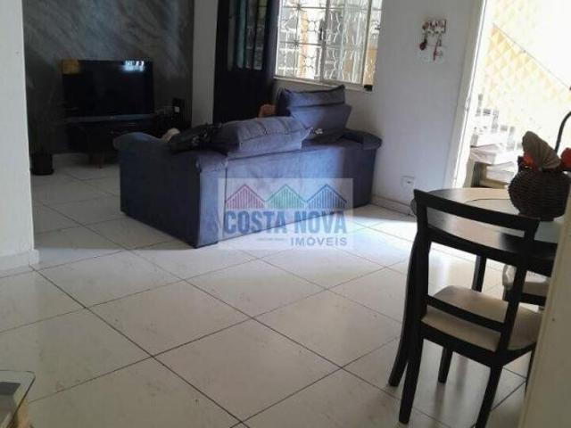 Conforto e espaço. Casa térrea ampla com entrada charmosa em Santana