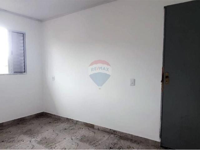 Conforto e Praticidade: Alugue já uma casa na Vila Itaberaba com 2 dormitórios