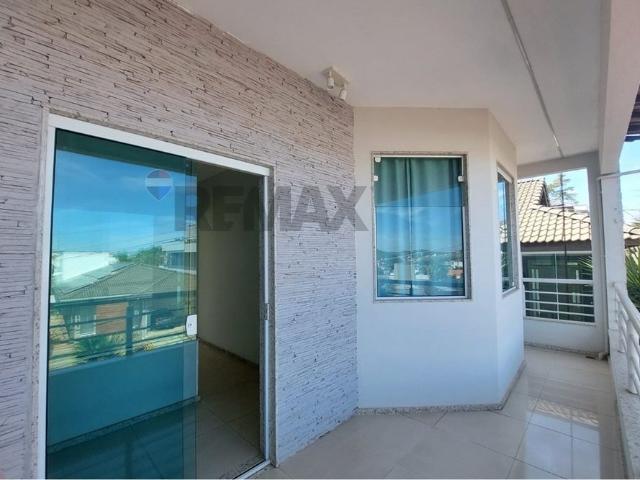 Conforto e sofisticação nessa casa no condomínio Estrela Sul