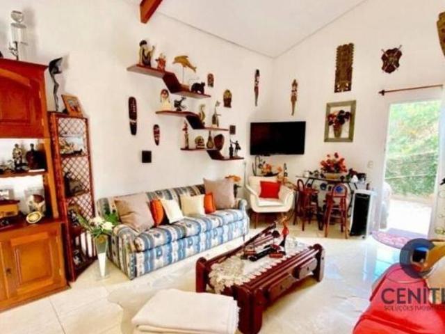 Conforto, Funcionalidade e Lazer em Condomínio Completo! Ótima Oportunidade