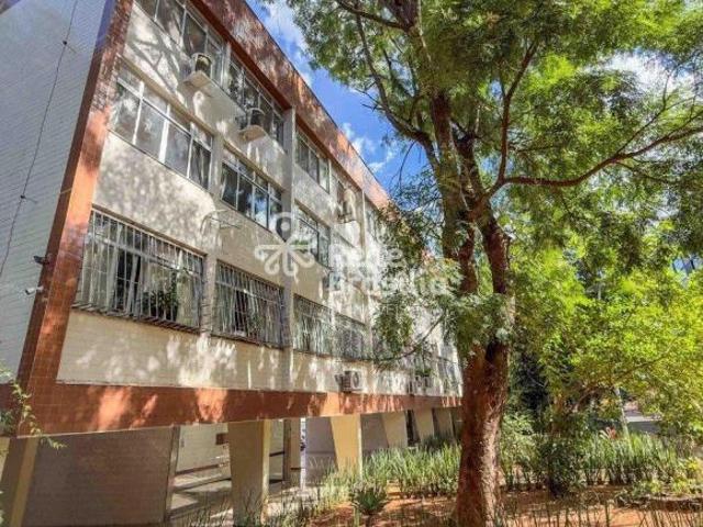 Conforto, iluminação natural e excelente localização na SQS 414 3 Quartos na Asa Sul
