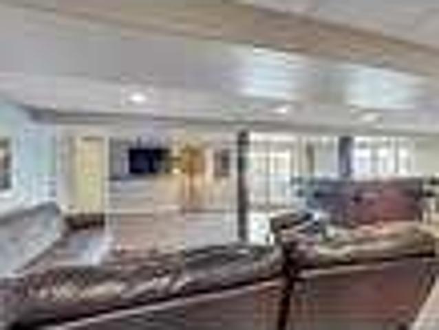 Congamond Lakes 4 bed 4.5 bath house West Suffield