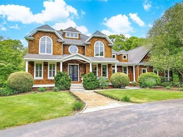 Congdon Dr, South Kingstown, Home For Sale