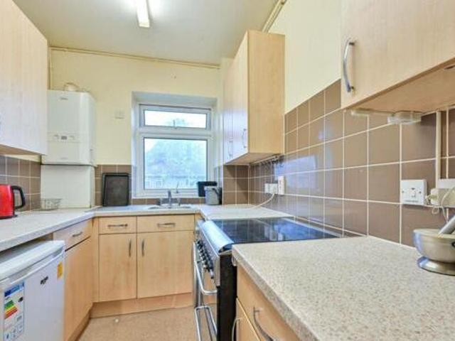Congreve Street, Elephant And Castle, 3 Bedroom Flat