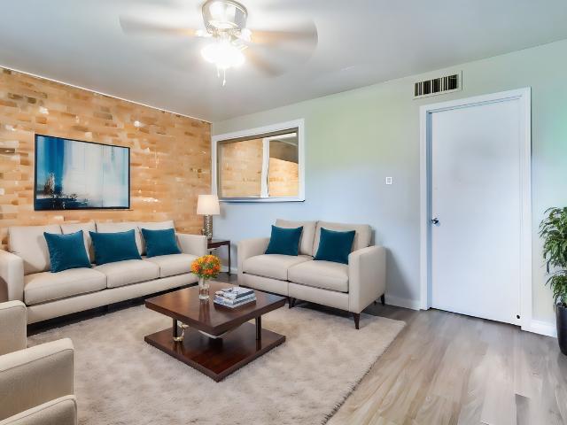 Congress Gardens 2 Bedroom Apartment for Rent at 3603 W Congress St, Lafayette, LA 70506