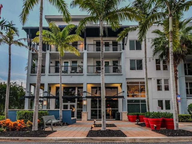Congress Grove 1 Bedroom Apartment for Rent at 250 Congress Park Dr, Delray Beach, FL 33445