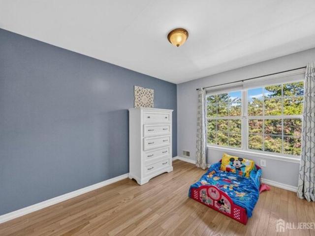 Congress Ln, South River, Home For Sale