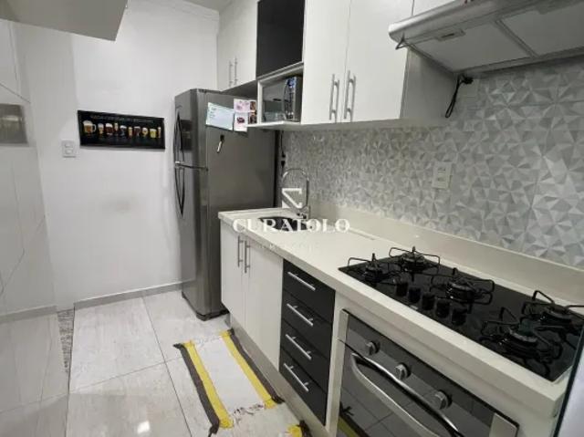Conheça esse lindo apartamento no Pq João Ramalho, em Santo André, de aconchegantes 50m², com 2 quar