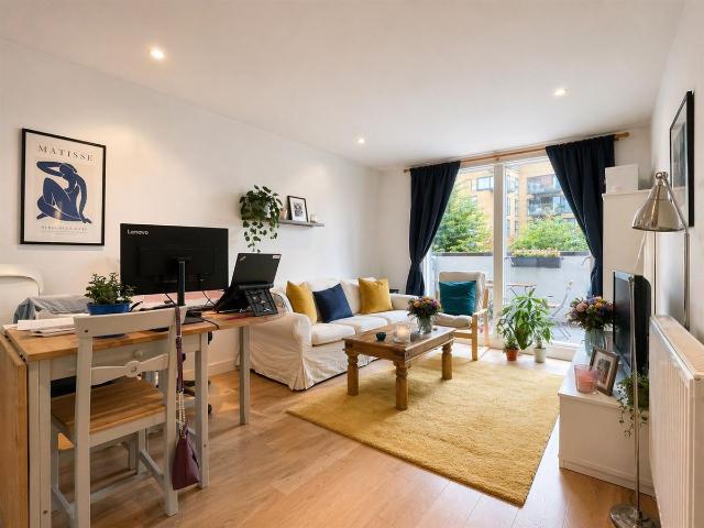 Conington Road, London SE13, 1 bed flat to rent, £1,750 pcm | PrimeLocation