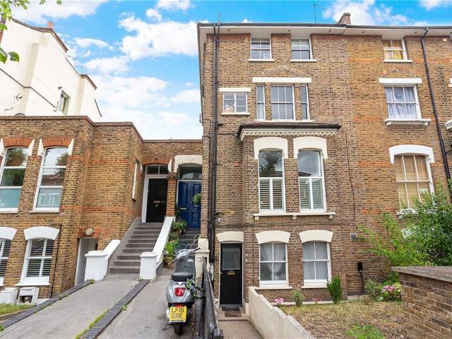 Coningham Road, Shepherds Bush W12, 3 bed flat to rent, £3,501 pcm | PrimeLocation