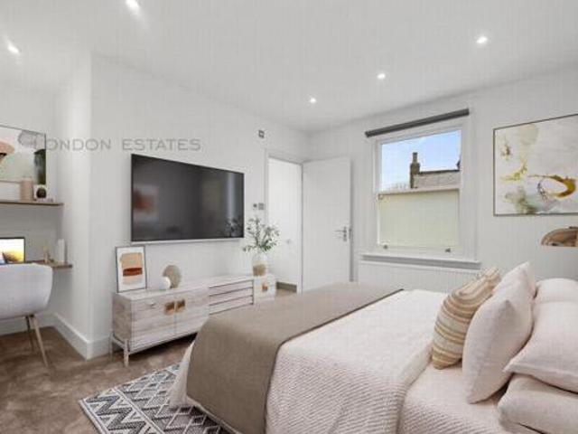 Coningsby Road, Ealing, 3 Bedroom Detached