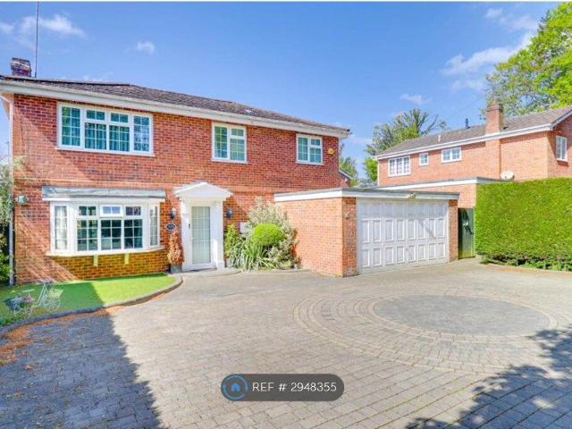 Conisboro Avenue, Reading RG4, 4 bed detached house to rent, £3,250 pcm | PrimeLocation