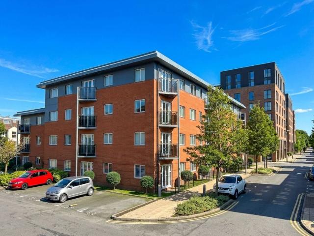 Conisbrough Keep, Coventry CV1, 2 bed flat to rent, £1,100 pcm | PrimeLocation
