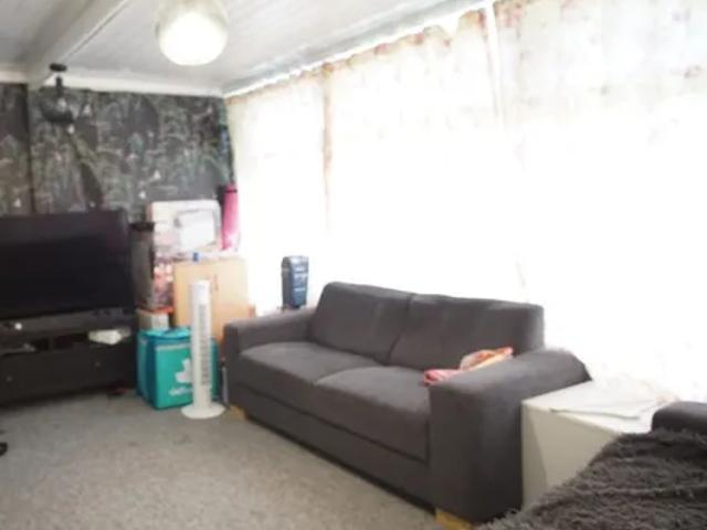 Coniston Avenue, London, UB6 8EE, United Kingdom | 4 bed duplex for rent #125326982 | Rentberry