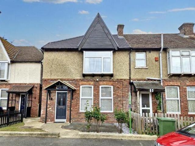 Coniston Avenue, Portsmouth, 3 Bedroom Semi detached