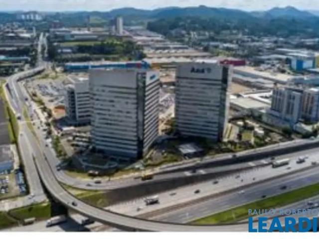 Conj. comercial tamboré sp