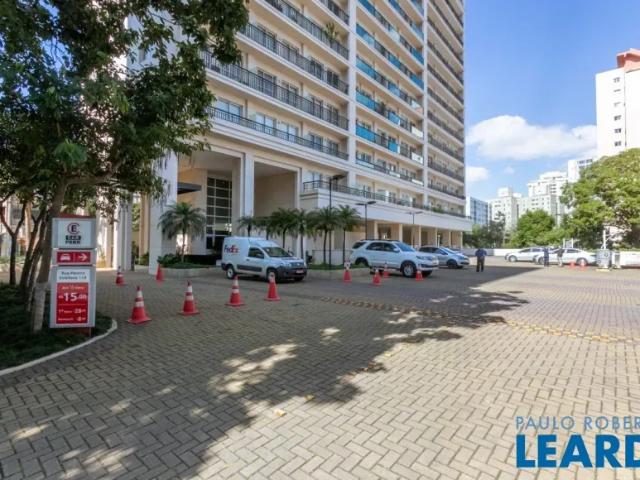 Conj. comercial vila da saúde sp