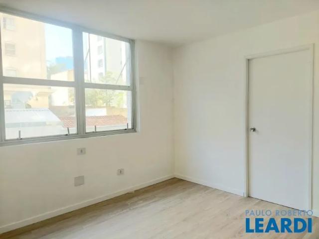 Conj. comercial cerqueira césar sp