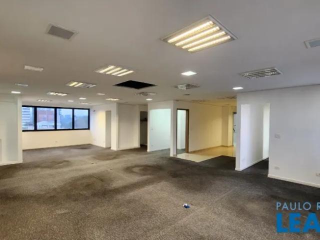 Conj. comercial pinheiros sp