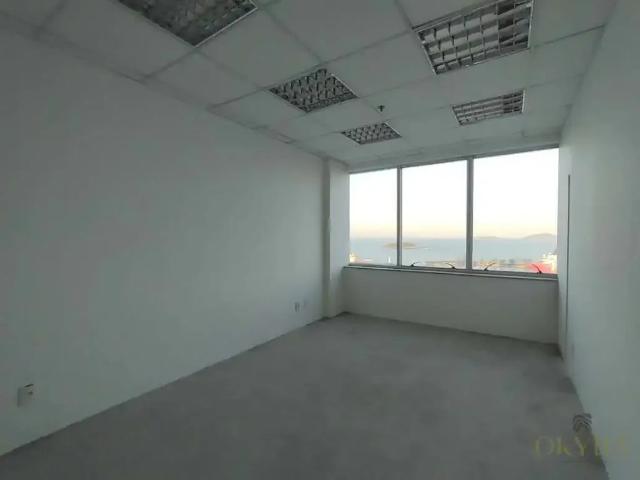 Conj. Comercial / Sala para Locação em Macaé/RJ Imbetiba