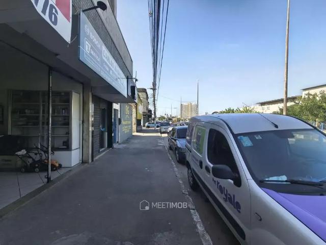 Conj. Comercial / Sala para Locação em Macaé/RJ Sol e Mar 1 Quartos