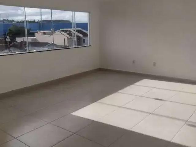 Conj. Comercial / Sala para Locação em Macaé/RJ Sol e Mar